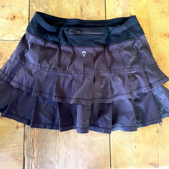 Athleta | Bottoms | Athleta Tennis Skirt With Ruffles In The Back Size ...